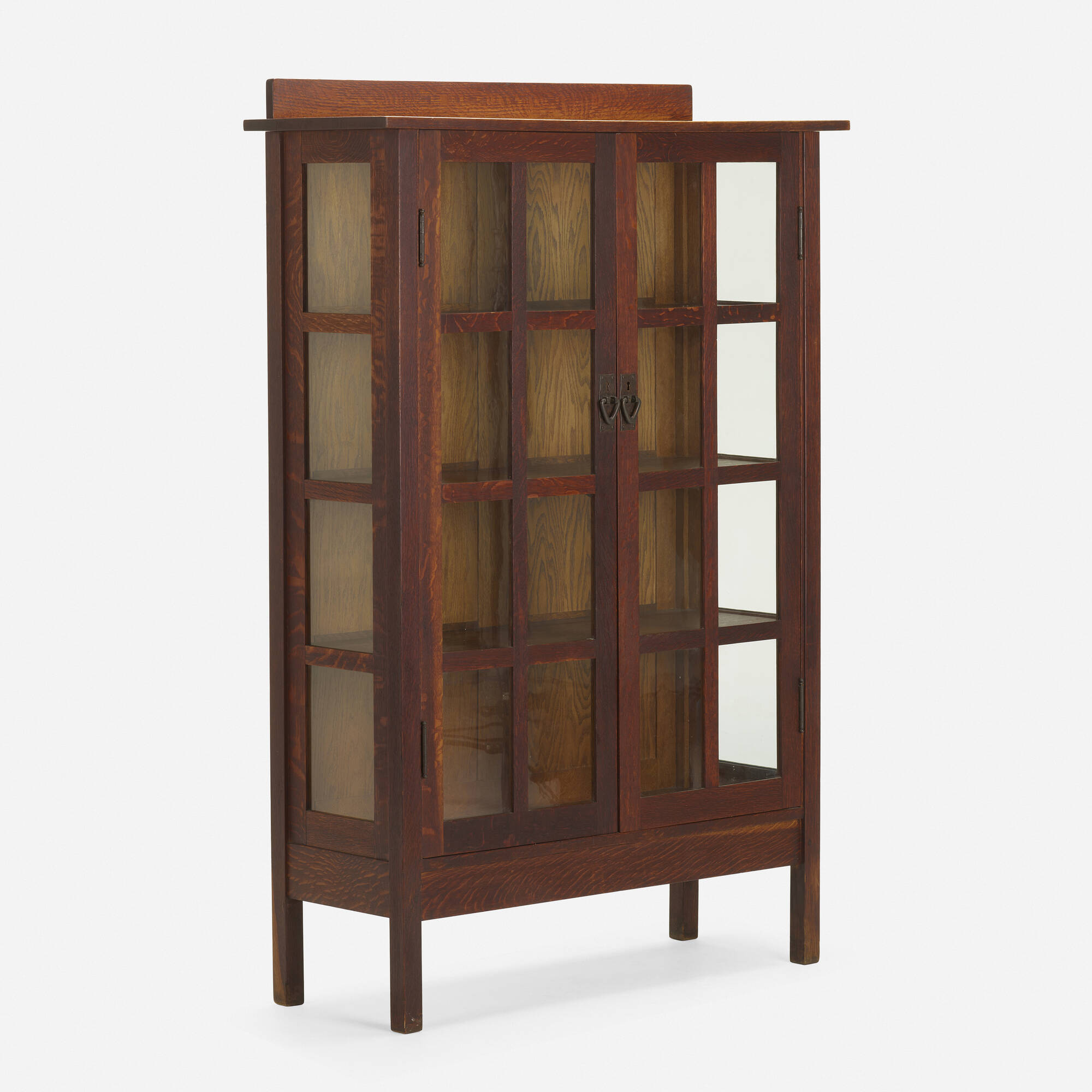 220 GUSTAV STICKLEY Double door china cabinet model 820 variant Fine Art Furniture Decorative Arts 19 October 2022 Auctions Toomey Co. Auctioneers